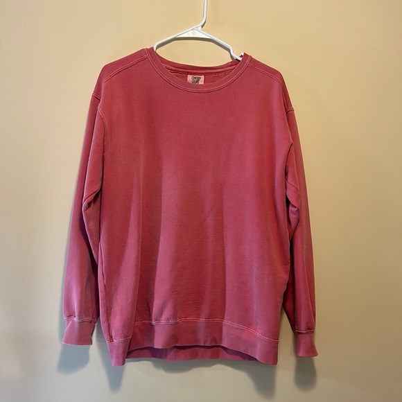 Comfort Colors | Tops | Coral Pink Comfor Colors Crew Neck | Poshmark
